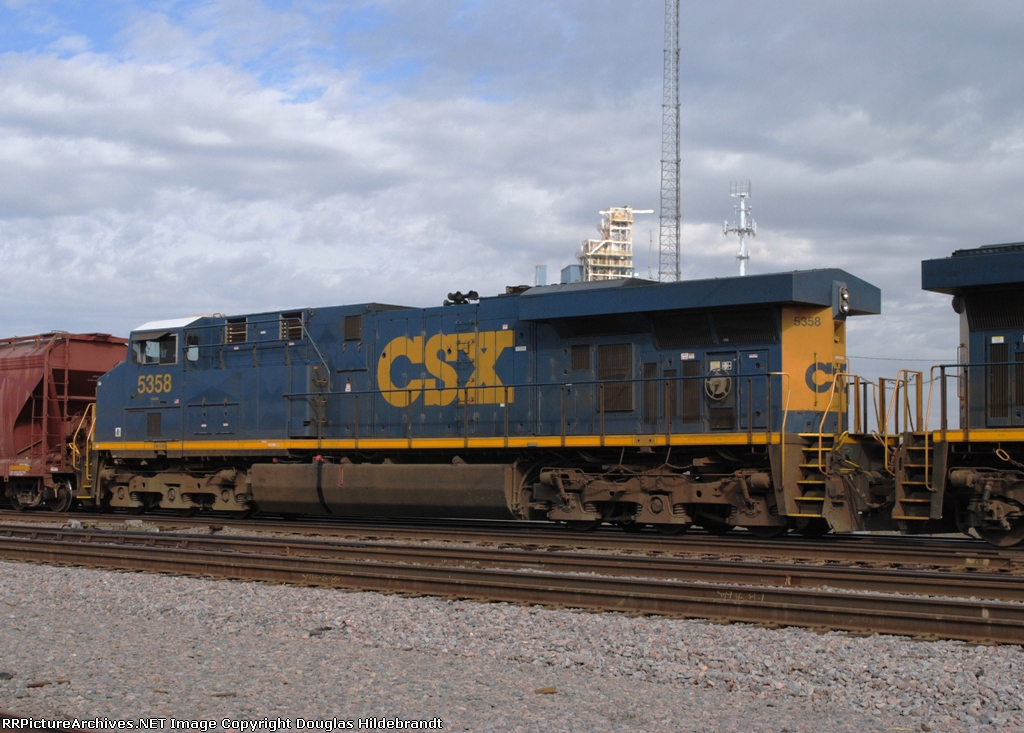 CSXT 5358